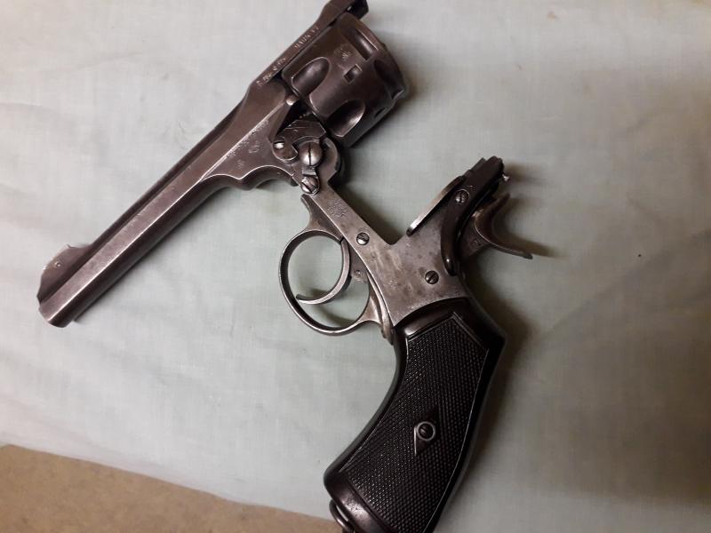 webley x scott - revolver .445 .Pistol : Hand guns for sale